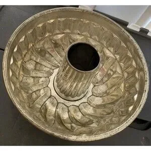 Kaiser | Kitchen | Intage Kaiser Bundt Pan 9 Gugelhupf Cake Mold Tin ...